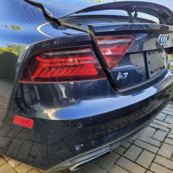 Violets Audi A7 Sportback 2016 Kauņa, ar dzinēja tilpumu 3.00 L un nobraukumu 126 tūkst. km par 7500 €, foto 4 vietnē AUTOMOTO.COM.LV