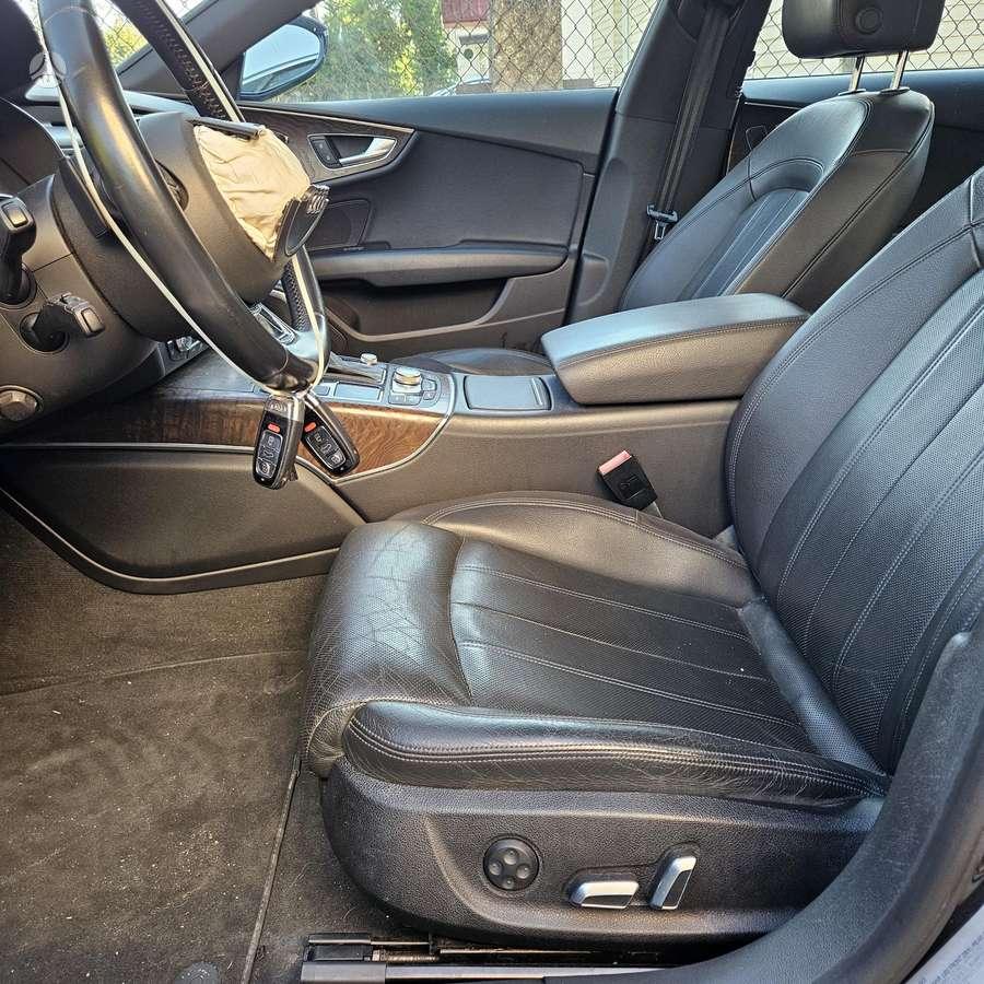 Violets Audi A7 Sportback 2016 Kauņa, ar dzinēja tilpumu 3.00 L un nobraukumu 126 tūkst. km par 7500 €, foto 13 vietnē AUTOMOTO.COM.LV