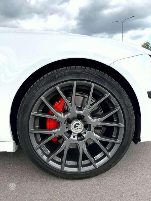 White Audi A7 Sportback 2012 in Kaunas, with an engine capacity of 0.00 L and mileage of 250 thousand km for 12700 €, photo 3 on AUTOMOTO.COM.LV