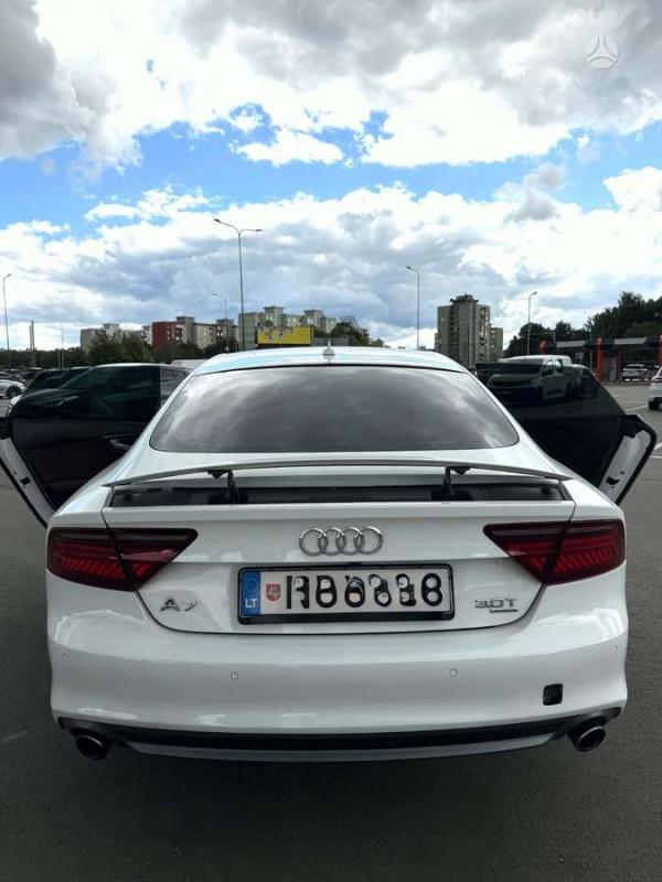 White Audi A7 Sportback 2012 in Kaunas, with an engine capacity of 0.00 L and mileage of 250 thousand km for 12700 €, photo 9 on AUTOMOTO.COM.LV