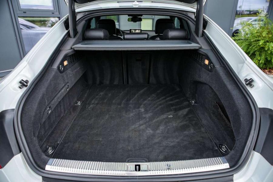 Balts Audi A7 Sportback 2014 Kauņa, ar dzinēja tilpumu 2.97 L un nobraukumu 265 tūkst. km par 16950 €, foto 16 vietnē AUTOMOTO.COM.LV