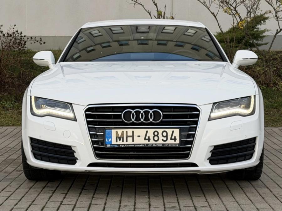 White Audi A7 Sportback 2011 in Riga, with an engine capacity of 3.00 L and mileage of 242 thousand km for 11900 €, photo 2 on AUTOMOTO.COM.LV