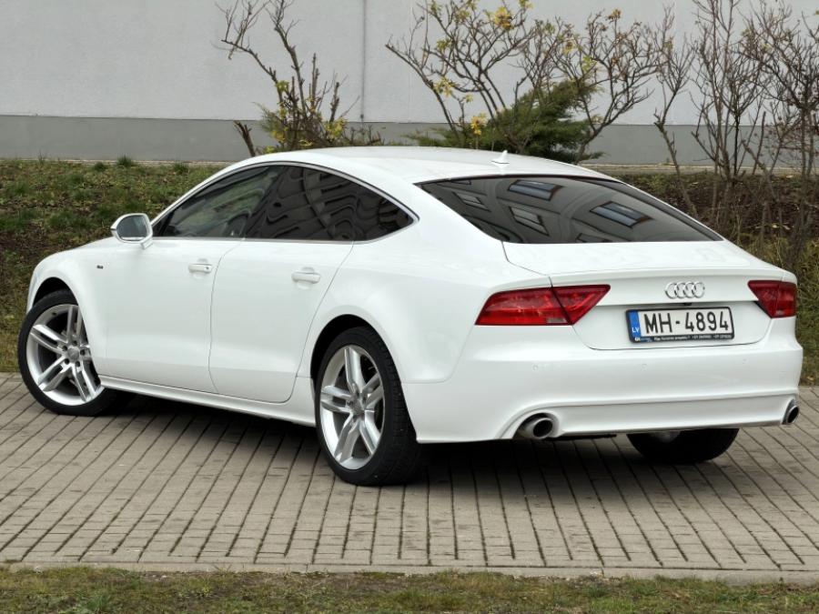 White Audi A7 Sportback 2011 in Riga, with an engine capacity of 3.00 L and mileage of 242 thousand km for 11900 €, photo 7 on AUTOMOTO.COM.LV