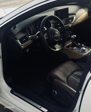 White Audi A7 Sportback 2011 in Narva, with an engine capacity of 0.00 L and mileage of 272 thousand km for 12500 €, photo 17 on AUTOMOTO.COM.LV