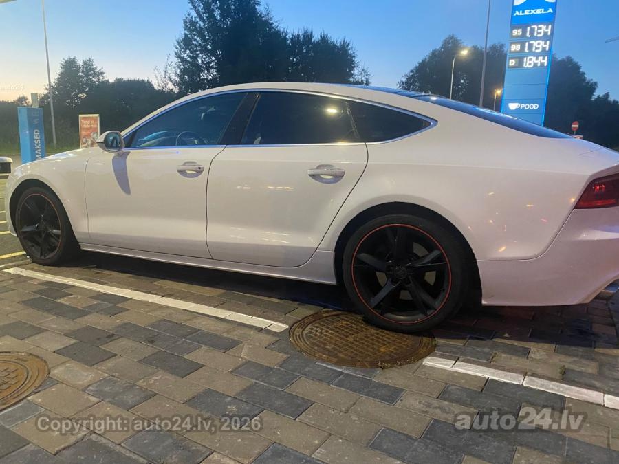White Audi A7 Sportback 2011 in Tallinn, with an engine capacity of 3.00 L and mileage of 515 thousand km for 8990 €, photo 7 on AUTOMOTO.COM.LV