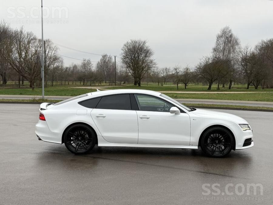 Balts Audi A7 Sportback 2012 Rīga, ar dzinēja tilpumu 3.00 L un nobraukumu 268 tūkst. km par 12990 €, foto 4 vietnē AUTOMOTO.COM.LV