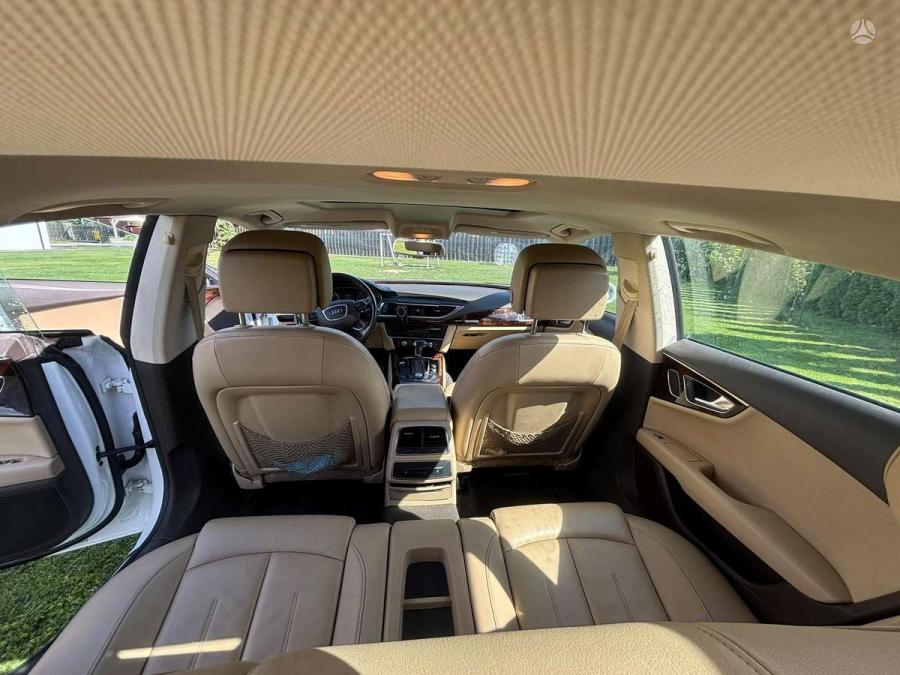 Balts Audi A7 Sportback 2013 Šauļi, ar dzinēja tilpumu 3.00 L un nobraukumu 262 tūkst. km par 12000 €, foto 9 vietnē AUTOMOTO.COM.LV
