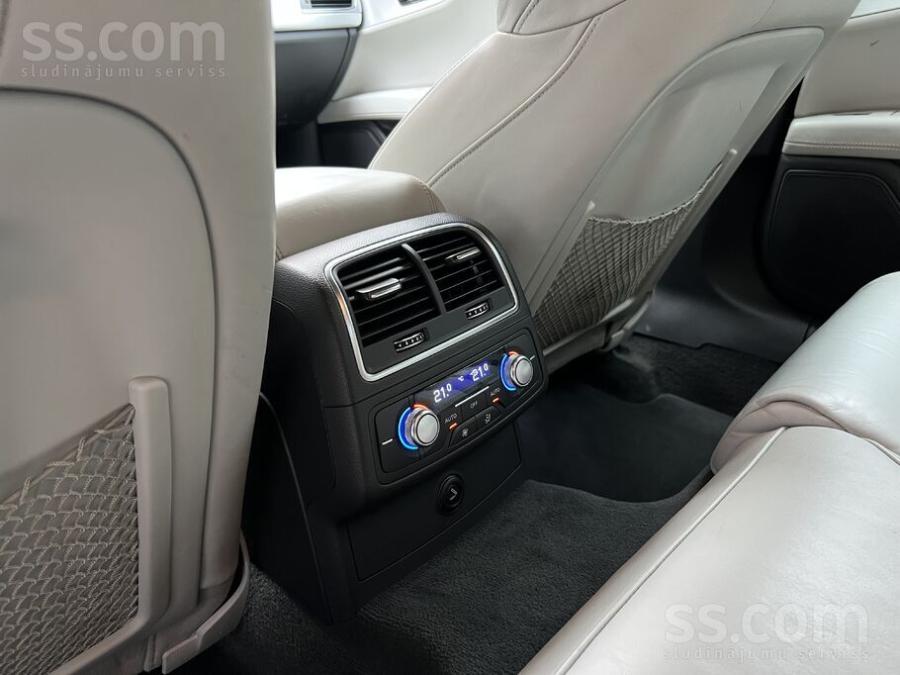 Balts Audi A7 Sportback 2015 Rīga, ar dzinēja tilpumu 3.00 L un nobraukumu 264 tūkst. km par 18000 €, foto 18 vietnē AUTOMOTO.COM.LV