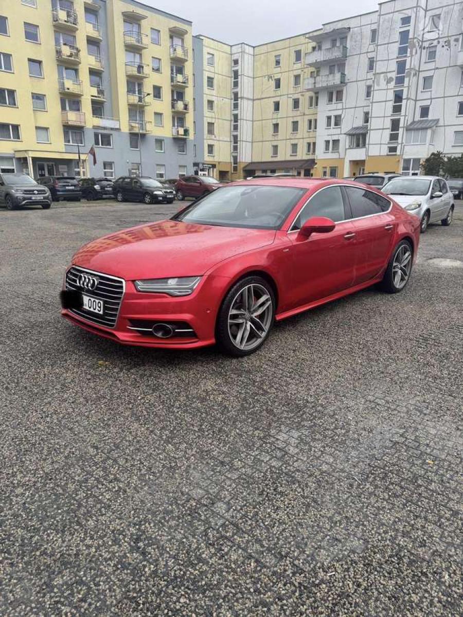 White Audi A7 Sportback 2015 in Vilnius, with an engine capacity of 3.00 L and mileage of 217 thousand km for 18200 €, photo 5 on AUTOMOTO.COM.LV