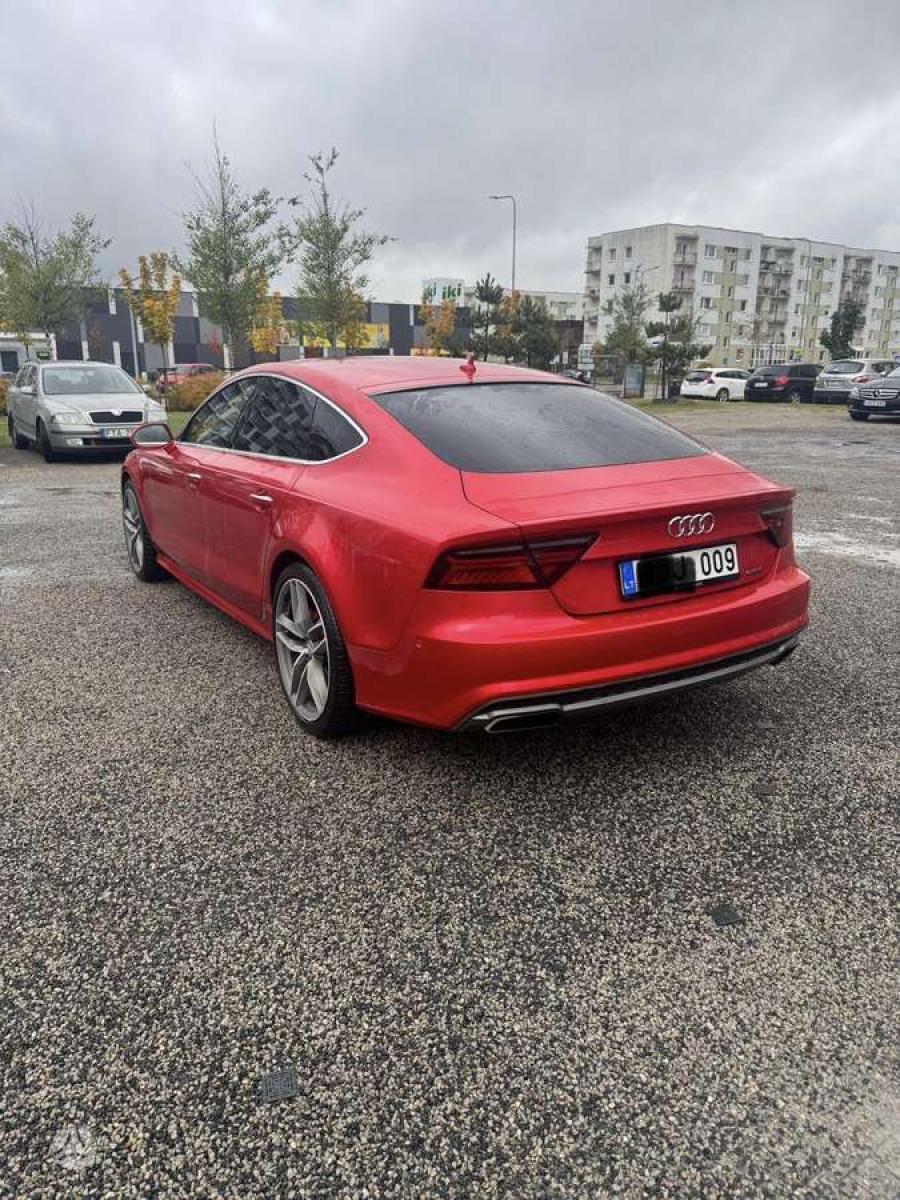 White Audi A7 Sportback 2015 in Vilnius, with an engine capacity of 3.00 L and mileage of 217 thousand km for 18200 €, photo 8 on AUTOMOTO.COM.LV