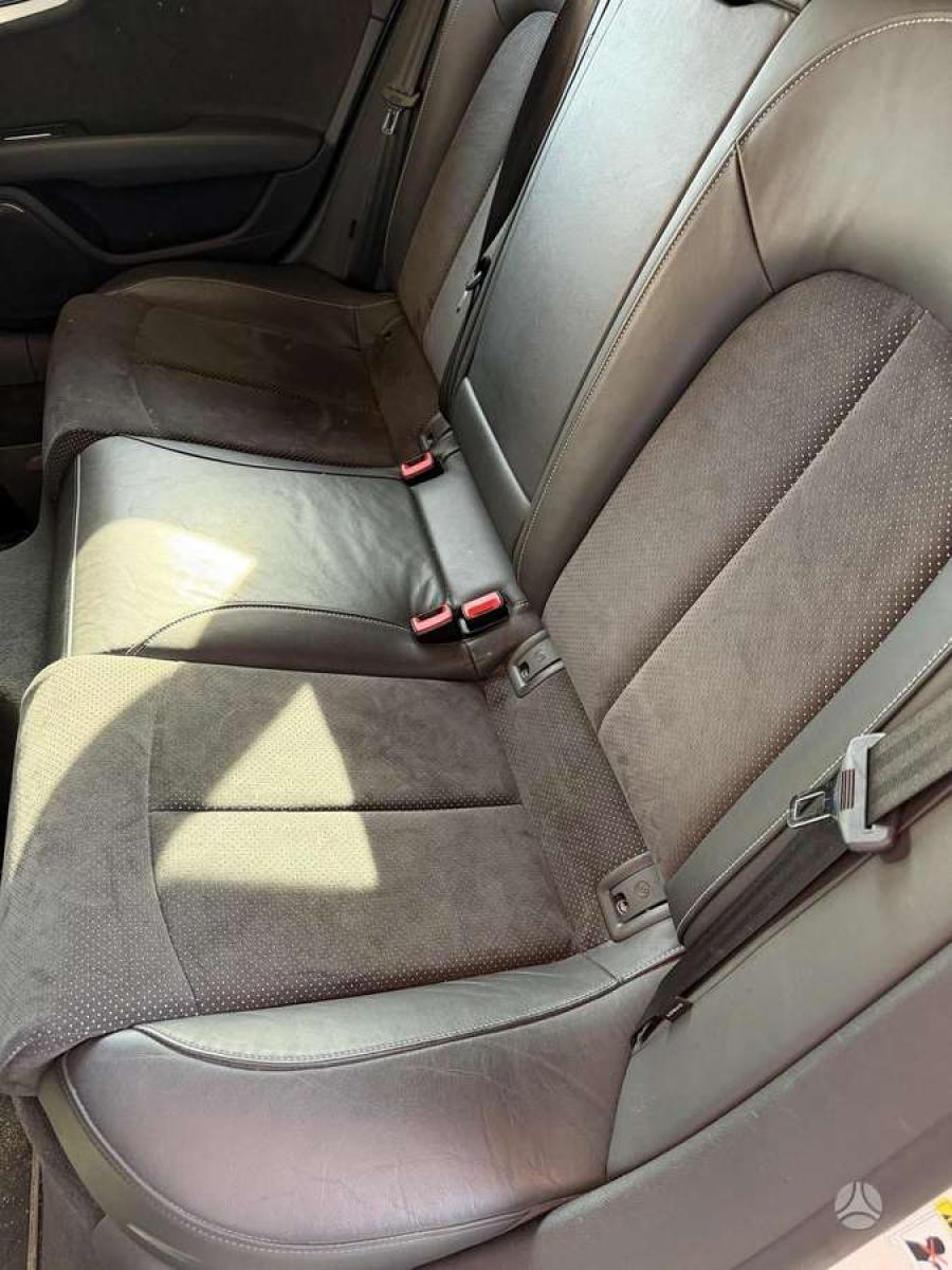 White Audi A7 Sportback 2015 in Vilnius, with an engine capacity of 3.00 L and mileage of 217 thousand km for 18200 €, photo 10 on AUTOMOTO.COM.LV