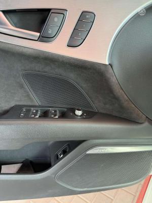 White Audi A7 Sportback 2015 in Vilnius, with an engine capacity of 3.00 L and mileage of 217 thousand km for 18200 €, photo 12 on AUTOMOTO.COM.LV