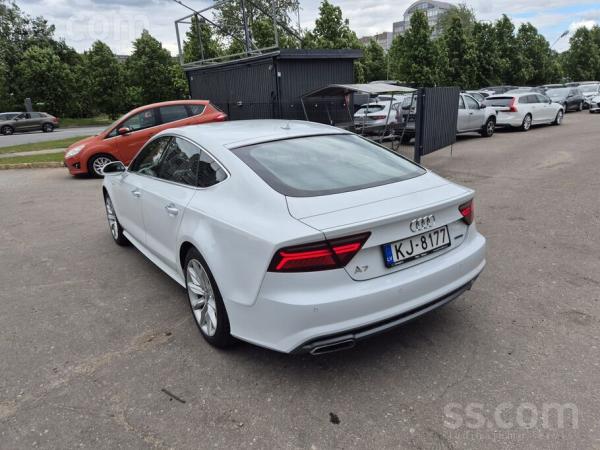 White Audi A7 Sportback 2016 in Riga, with an engine capacity of 2.00 L and mileage of 117 thousand km for 18490 €, photo 8 on AUTOMOTO.COM.LV