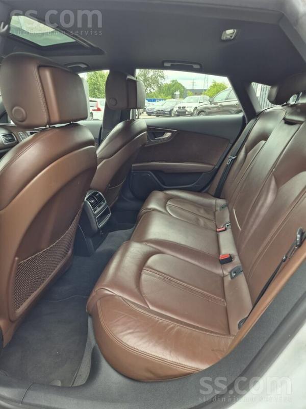 White Audi A7 Sportback 2016 in Riga, with an engine capacity of 2.00 L and mileage of 117 thousand km for 18490 €, photo 10 on AUTOMOTO.COM.LV