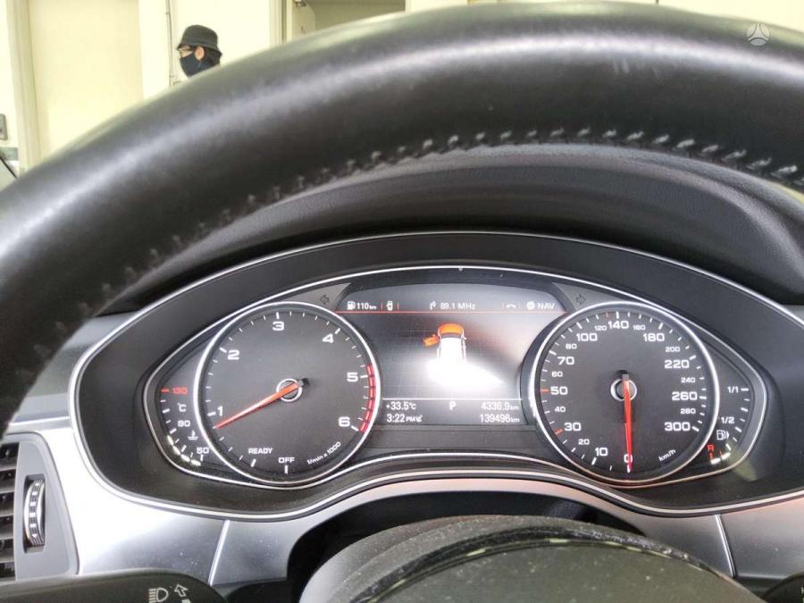 White Audi A7 Sportback 2016 in Kaunas, with an engine capacity of 0.00 L and mileage of 139 thousand km for 16300 €, photo 10 on AUTOMOTO.COM.LV