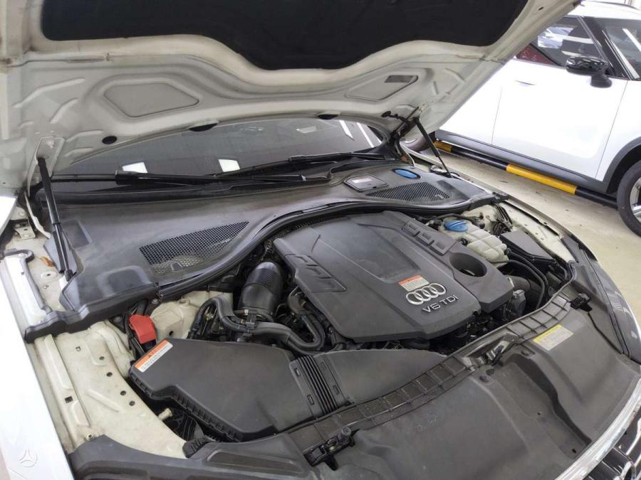 White Audi A7 Sportback 2016 in Kaunas, with an engine capacity of 0.00 L and mileage of 139 thousand km for 16300 €, photo 11 on AUTOMOTO.COM.LV