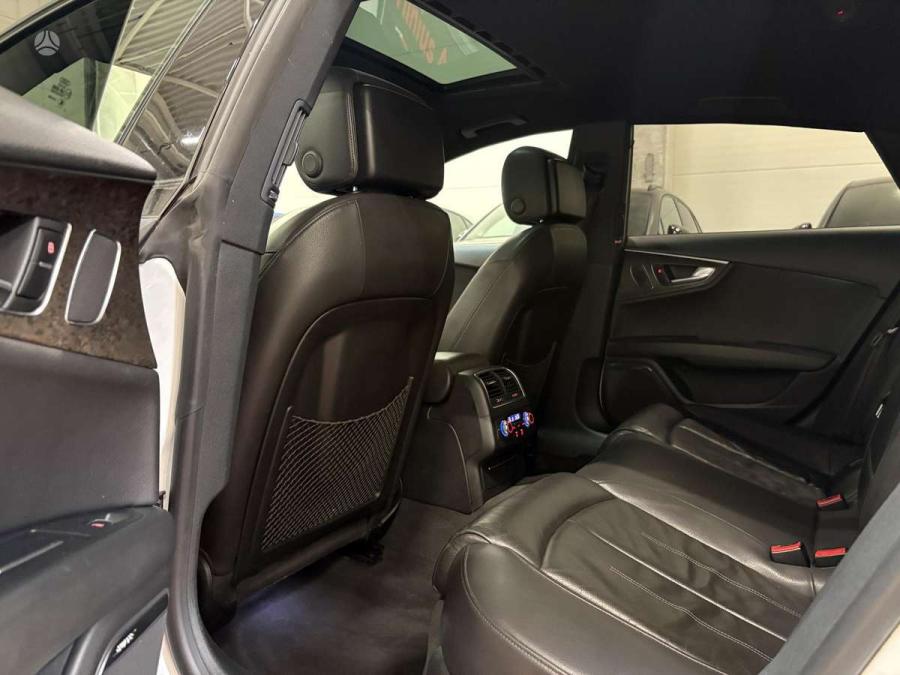 Balts Audi A7 Sportback 2017 Viļņa, ar dzinēja tilpumu 3.00 L un nobraukumu 179 tūkst. km par 14990 €, foto 37 vietnē AUTOMOTO.COM.LV