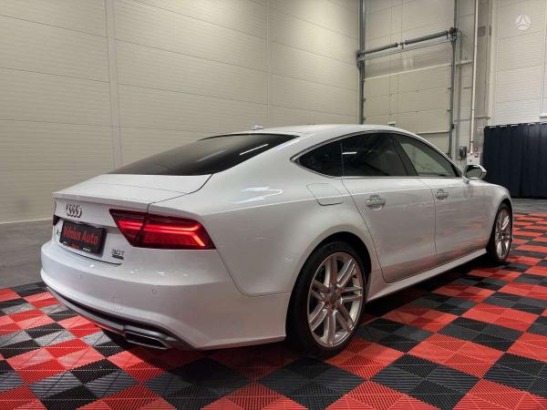 White Audi A7 Sportback 2017 in Vilnius, with an engine capacity of 3.00 L and mileage of 182 thousand km for 13900 €, photo 5 on AUTOMOTO.COM.LV