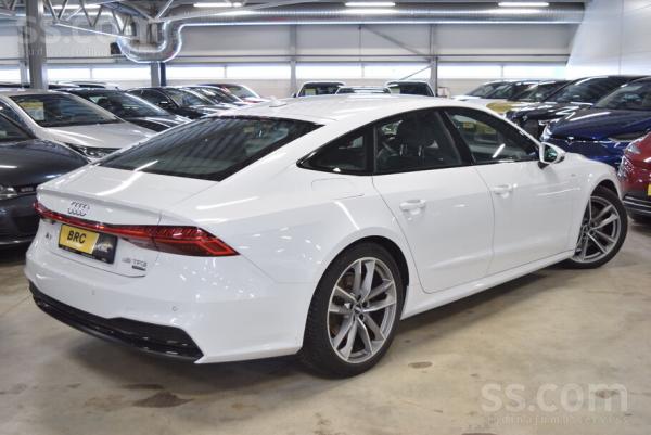 White Audi A7 Sportback 2018 in Riga, with an engine capacity of 3.00 L and mileage of 99 thousand km for 31000 €, photo 2 on AUTOMOTO.COM.LV
