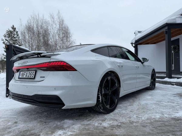 White Audi A7 Sportback 2019 in Vilnius, with an engine capacity of 2.97 L and mileage of 133 thousand km for 27000 €, photo 4 on AUTOMOTO.COM.LV