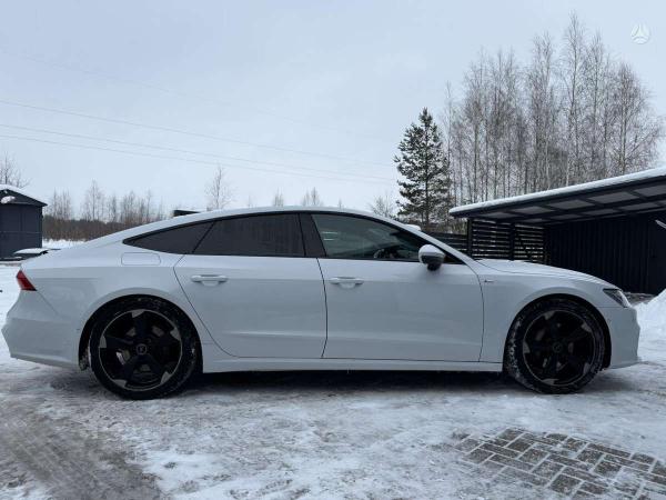White Audi A7 Sportback 2019 in Vilnius, with an engine capacity of 2.97 L and mileage of 133 thousand km for 27000 €, photo 7 on AUTOMOTO.COM.LV