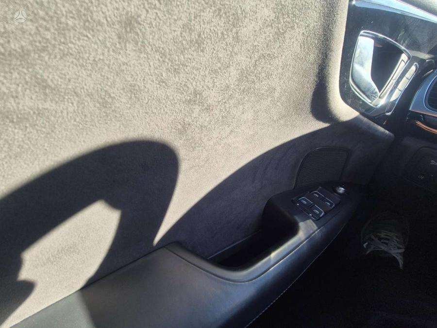 White Audi A7 Sportback 2016 in Klaipeda, with an engine capacity of 2.00 L and mileage of 129 thousand km for 17500 €, photo 28 on AUTOMOTO.COM.LV