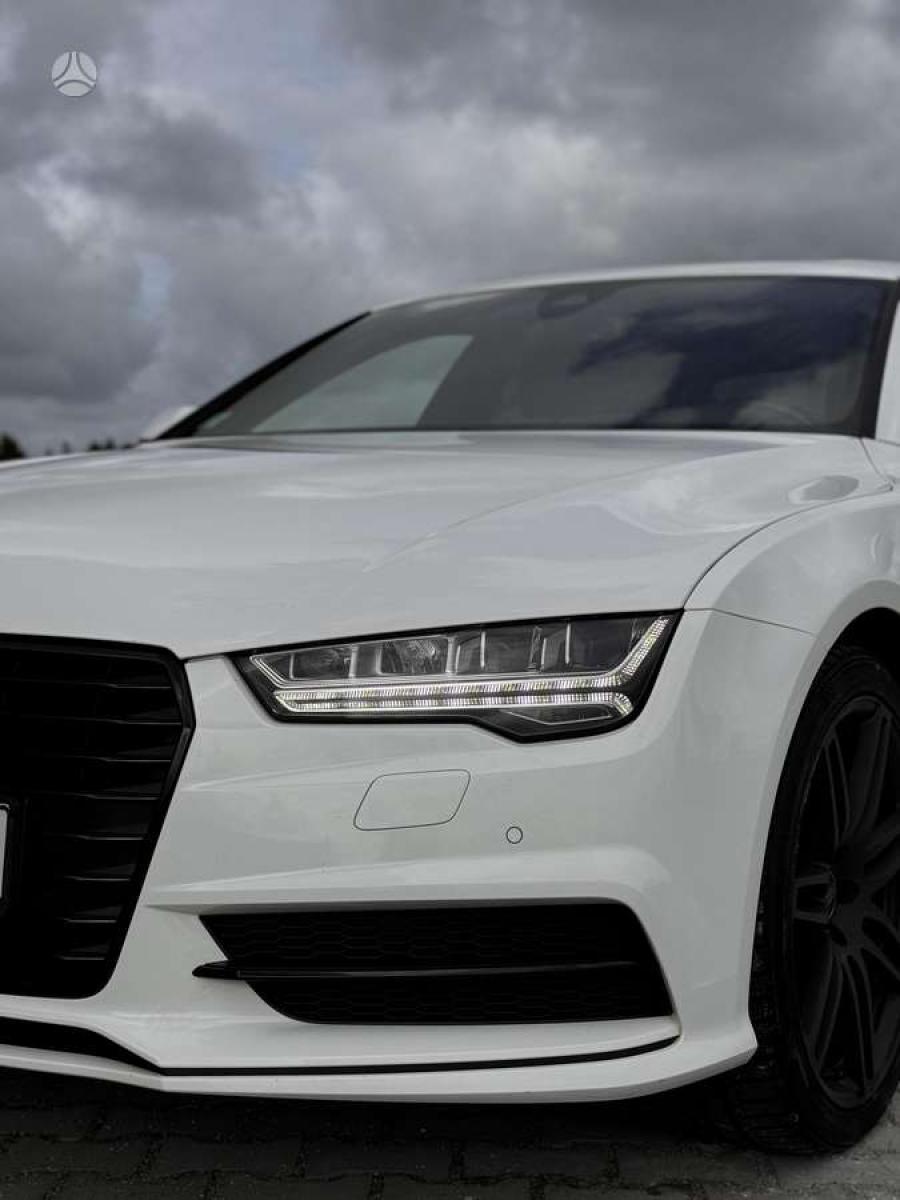 White Audi A7 Sportback 2016 in Klaipeda, with an engine capacity of 2.00 L and mileage of 131 thousand km for 17800 €, photo 4 on AUTOMOTO.COM.LV