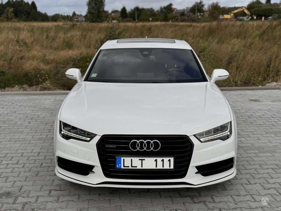 White Audi A7 Sportback 2016 in Klaipeda, with an engine capacity of 2.00 L and mileage of 131 thousand km for 17800 €, photo 5 on AUTOMOTO.COM.LV