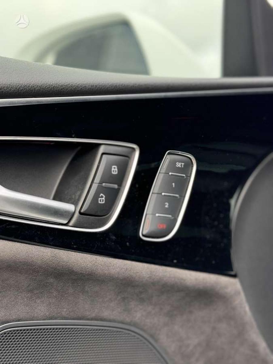 White Audi A7 Sportback 2016 in Klaipeda, with an engine capacity of 2.00 L and mileage of 131 thousand km for 17800 €, photo 25 on AUTOMOTO.COM.LV