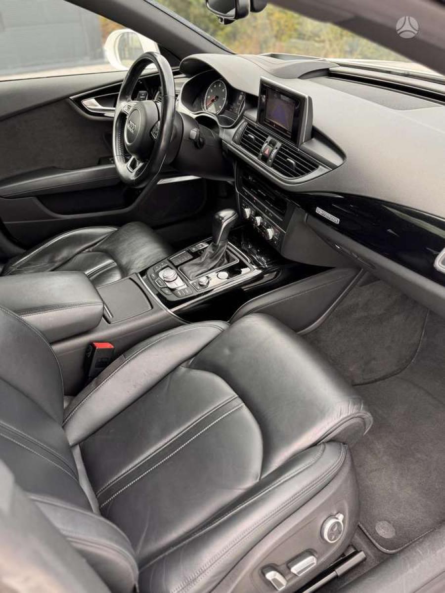 White Audi A7 Sportback 2016 in Klaipeda, with an engine capacity of 2.00 L and mileage of 131 thousand km for 17800 €, photo 37 on AUTOMOTO.COM.LV