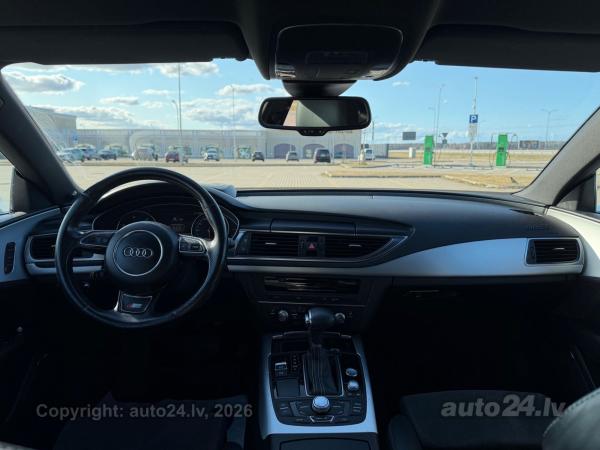 White Audi A7 Sportback 2011 in Riga, with an engine capacity of 3.00 L and mileage of 246 thousand km for 11300 €, photo 8 on AUTOMOTO.COM.LV