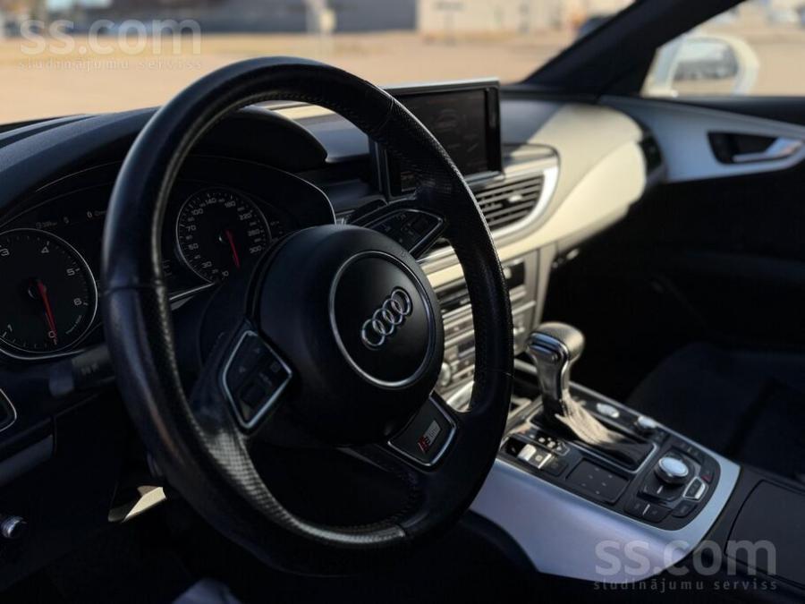 Balts Audi A7 Sportback 2011 Rīga, ar dzinēja tilpumu 3.00 L un nobraukumu 246 tūkst. km par 10400 €, foto 4 vietnē AUTOMOTO.COM.LV