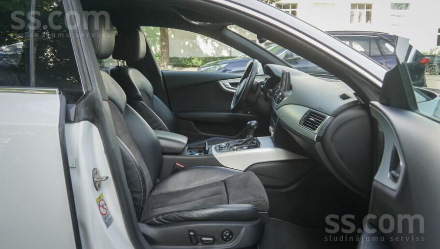 Balts Audi A7 Sportback 2011 Rīga, ar dzinēja tilpumu 3.00 L un nobraukumu 238 tūkst. km par 13950 €, foto 14 vietnē AUTOMOTO.COM.LV