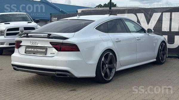 White Audi A7 Sportback 2015 in Liepaja, with an engine capacity of 3.00 L and mileage of 237 thousand km for 16500 €, photo 4 on AUTOMOTO.COM.LV