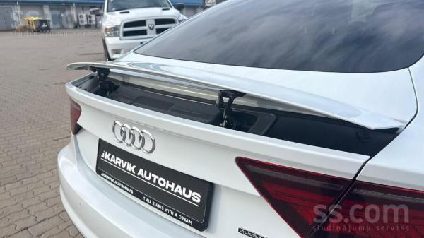 White Audi A7 Sportback 2015 in Liepaja, with an engine capacity of 3.00 L and mileage of 237 thousand km for 16500 €, photo 5 on AUTOMOTO.COM.LV