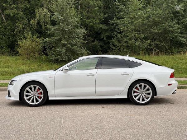 White Audi A7 Sportback 2015 in Vilnius, with an engine capacity of 3.00 L and mileage of 139 thousand km for 14500 €, photo 4 on AUTOMOTO.COM.LV