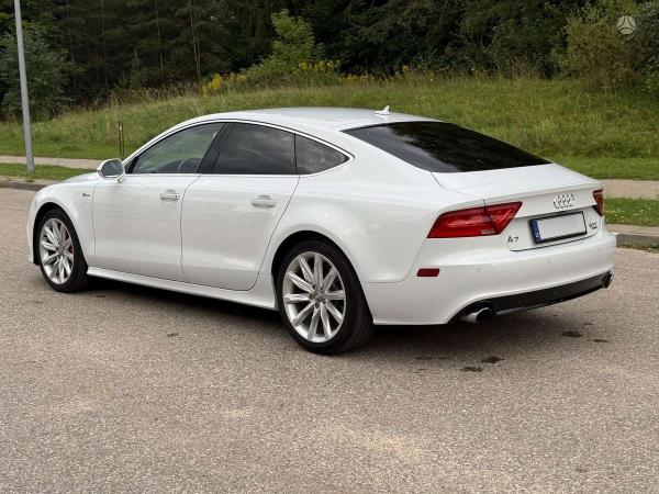 White Audi A7 Sportback 2015 in Vilnius, with an engine capacity of 3.00 L and mileage of 139 thousand km for 14500 €, photo 5 on AUTOMOTO.COM.LV