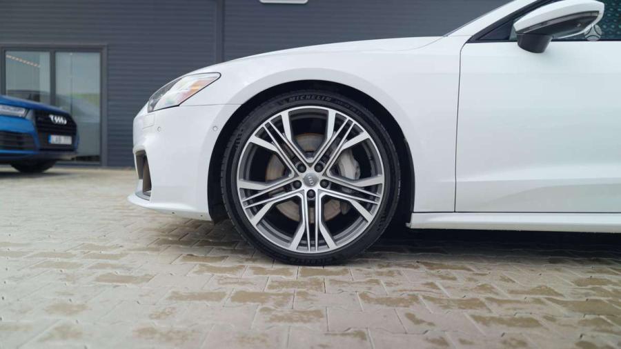 White Audi A7 Sportback 2019 in Vilnius, with an engine capacity of 3.00 L and mileage of 160 thousand km for 39990 €, photo 5 on AUTOMOTO.COM.LV