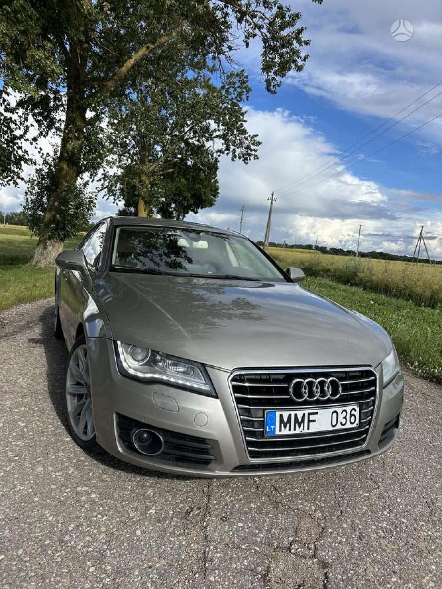 Yellow Audi A7 Sportback 2012 in Kedainiai, with an engine capacity of 2.97 L and mileage of 470 thousand km for 10200 €, photo 1 on AUTOMOTO.COM.LV
