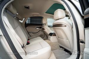 Smilšu krāsa Audi A8 2020 Tartu, ar dzinēja tilpumu 3.00 L un nobraukumu 71 tūkst. km par 55000 €, foto 17 vietnē AUTOMOTO.COM.LV