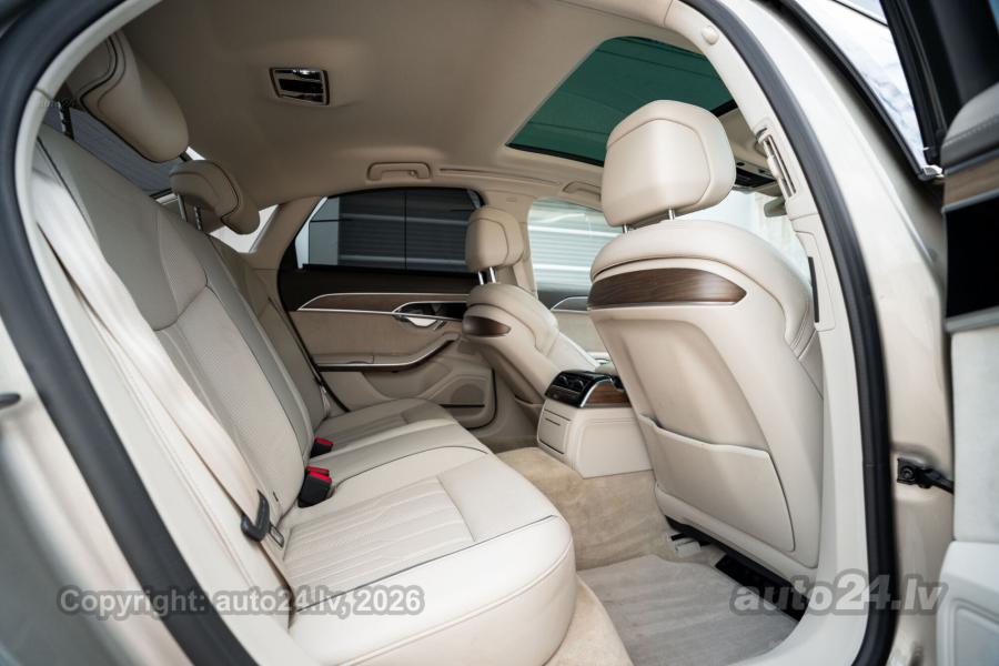 Smilšu krāsa Audi A8 2020 Tartu, ar dzinēja tilpumu 3.00 L un nobraukumu 71 tūkst. km par 55000 €, foto 17 vietnē AUTOMOTO.COM.LV
