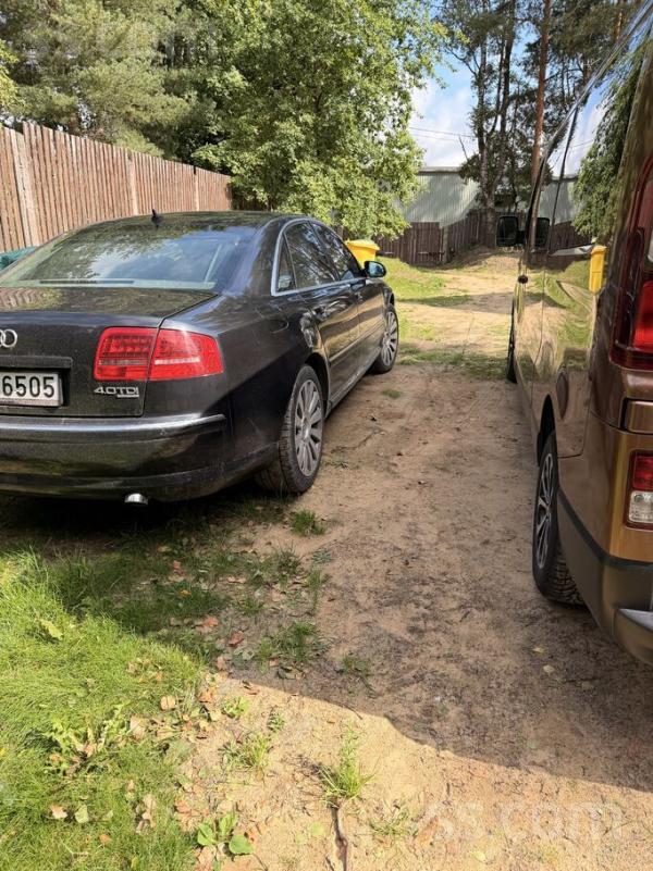 Black Audi A8 2007 in Riga, with an engine capacity of 4.00 L and mileage of 244 thousand km for 4000 €, photo 6 on AUTOMOTO.COM.LV
