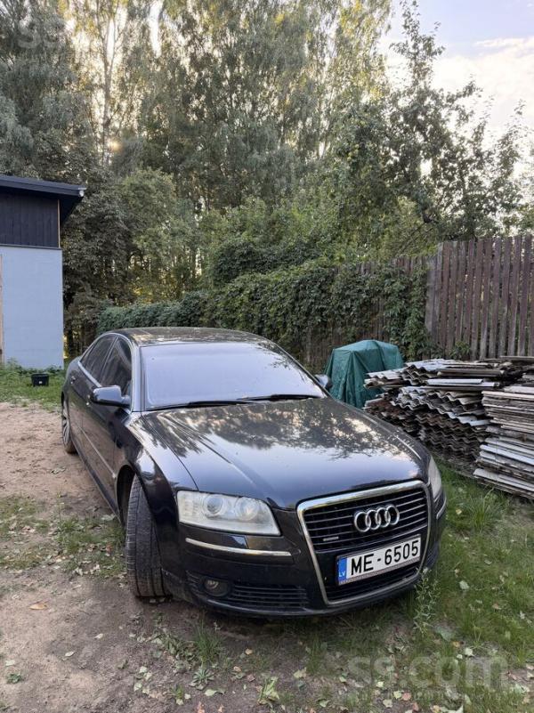 Black Audi A8 2007 in Riga, with an engine capacity of 4.00 L and mileage of 244 thousand km for 4000 €, photo 7 on AUTOMOTO.COM.LV