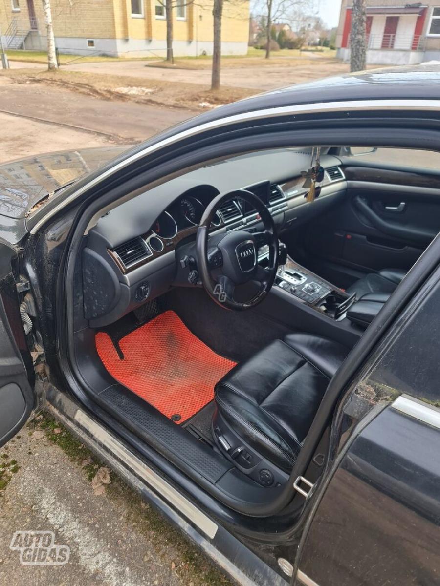 Melns Audi A8 2007 Viļņa, ar dzinēja tilpumu 4.20 L un nobraukumu 524 tūkst. km par 3000 €, foto 6 vietnē AUTOMOTO.COM.LV