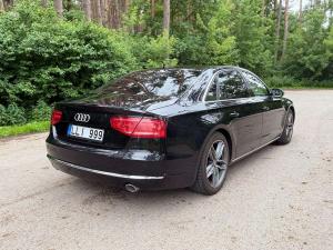 Black Audi A8 2012 in Vilnius, with an engine capacity of 3.00 L and mileage of 343 thousand km for 9250 €, photo 8 on AUTOMOTO.COM.LV