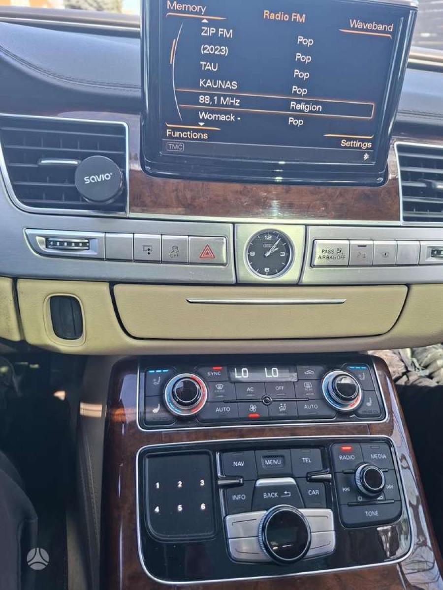 Melns Audi A8 2012 Jurbarkas, ar dzinēja tilpumu 4.20 L un nobraukumu 196 tūkst. km par 10450 €, foto 15 vietnē AUTOMOTO.COM.LV