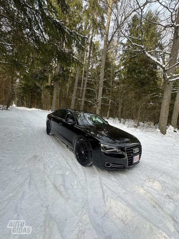 Black Audi A8 2013 in Kaunas, with an engine capacity of 4.00 L and mileage of 232 thousand km for 14600 €, photo 6 on AUTOMOTO.COM.LV