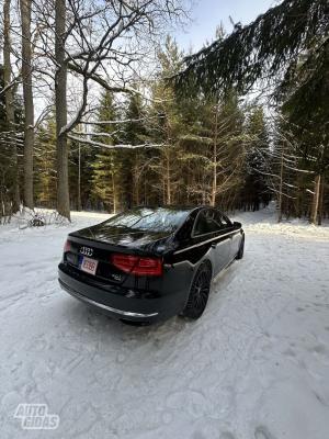 Black Audi A8 2013 in Kaunas, with an engine capacity of 4.00 L and mileage of 232 thousand km for 14600 €, photo 21 on AUTOMOTO.COM.LV