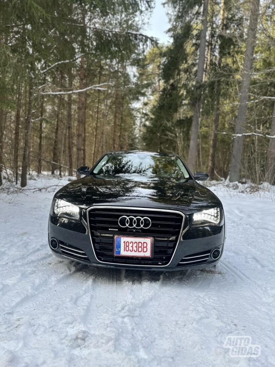 Black Audi A8 2013 in Kaunas, with an engine capacity of 4.00 L and mileage of 232 thousand km for 14600 €, photo 24 on AUTOMOTO.COM.LV