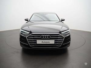 Black Audi A8 2019 in Vilnius, with an engine capacity of 2.97 L and mileage of 132 thousand km for 36500 €, photo 3 on AUTOMOTO.COM.LV